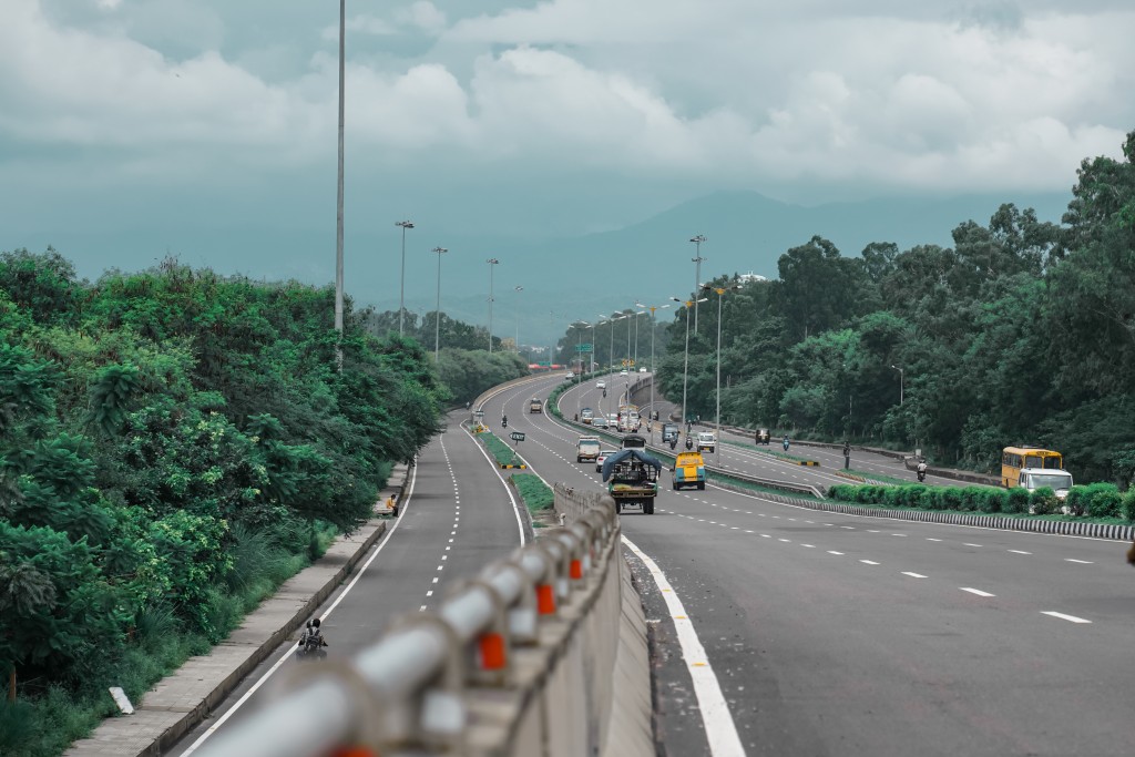 Highway Flyover - PixaHive