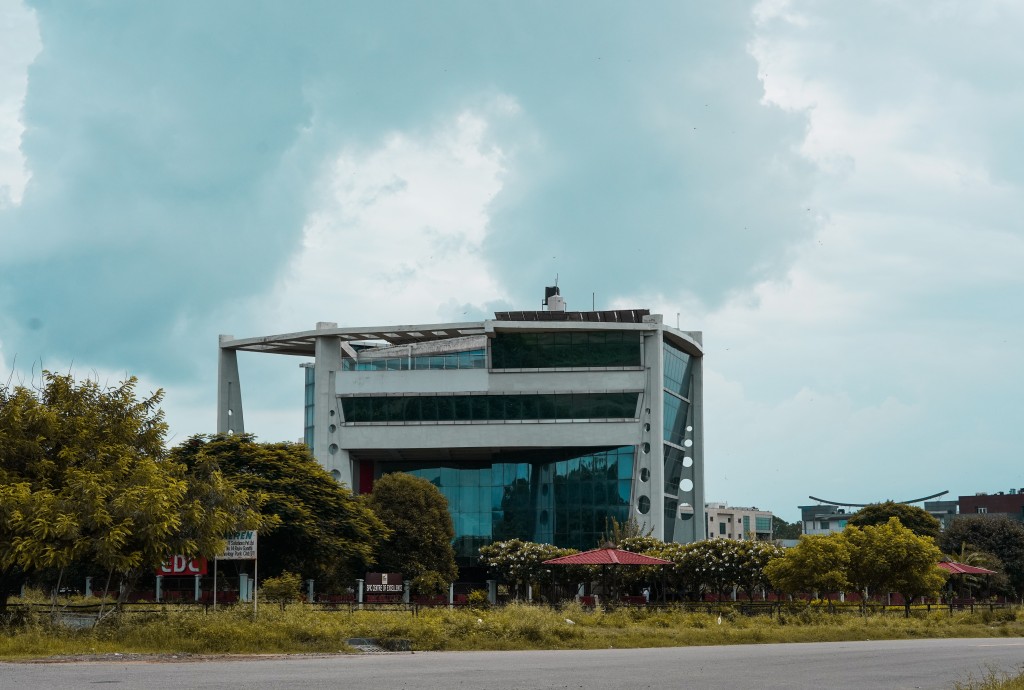 IT Company Building - PixaHive