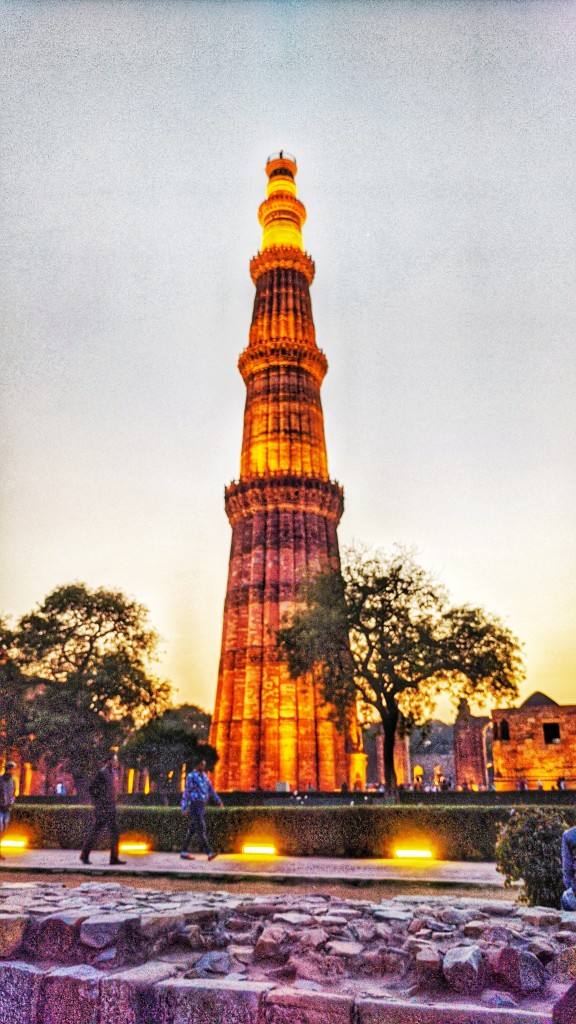Night vision of Qutub Minar - PixaHive