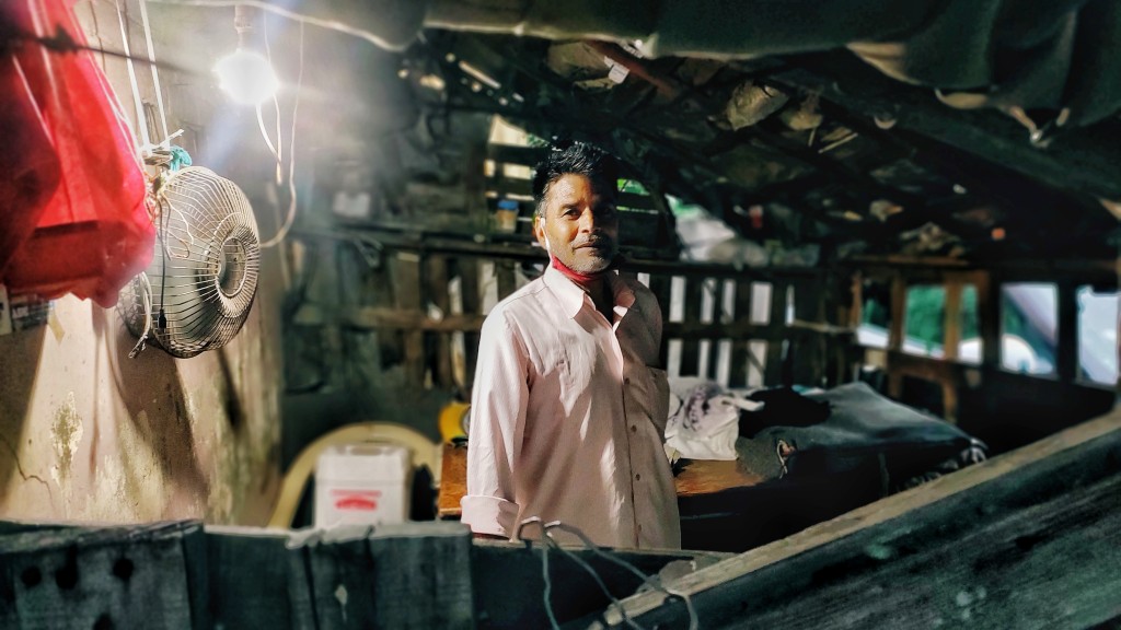 Man Standing - PixaHive