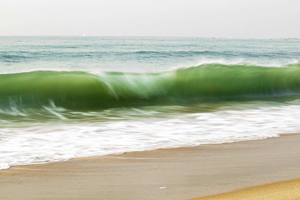 Silky smooth waves - PixaHive