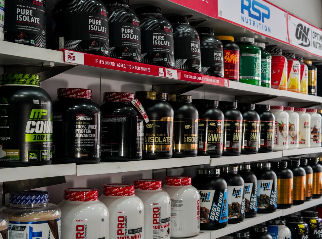 Supplement Shop Shelves - PixaHive