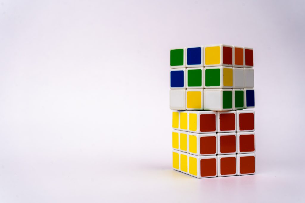 2 Rubik cubes - PixaHive