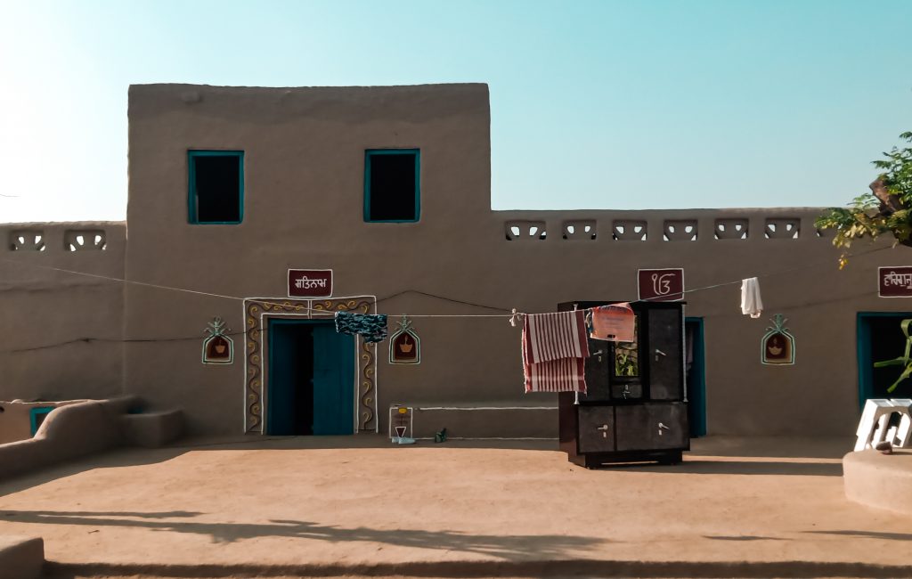 A beautiful mud house - PixaHive