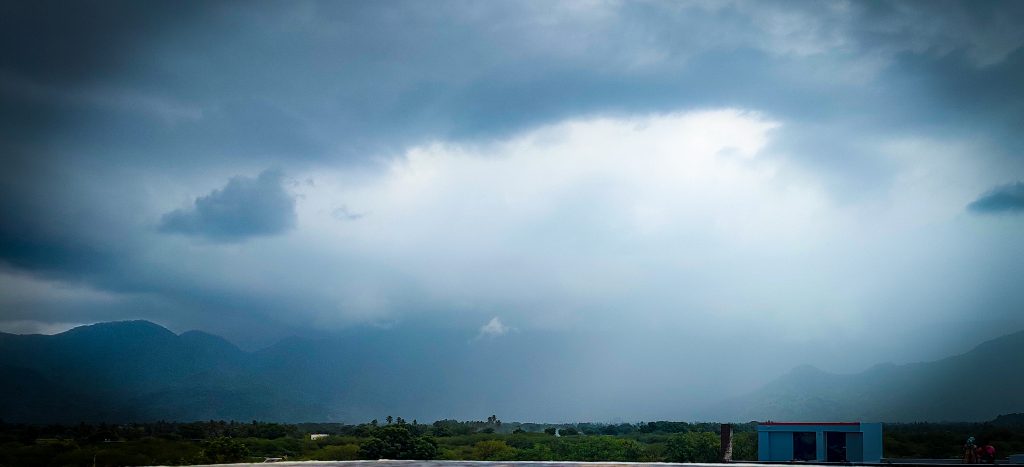 A cloudy day - PixaHive