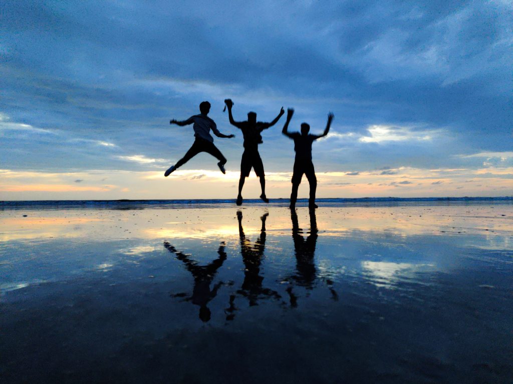 Action reflection - PixaHive