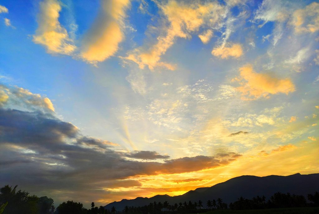 An Afterglow Scenery - PixaHive