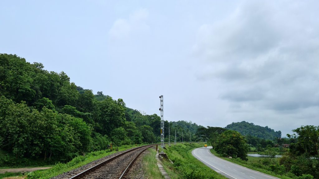Beautiful railway line and road - PixaHive