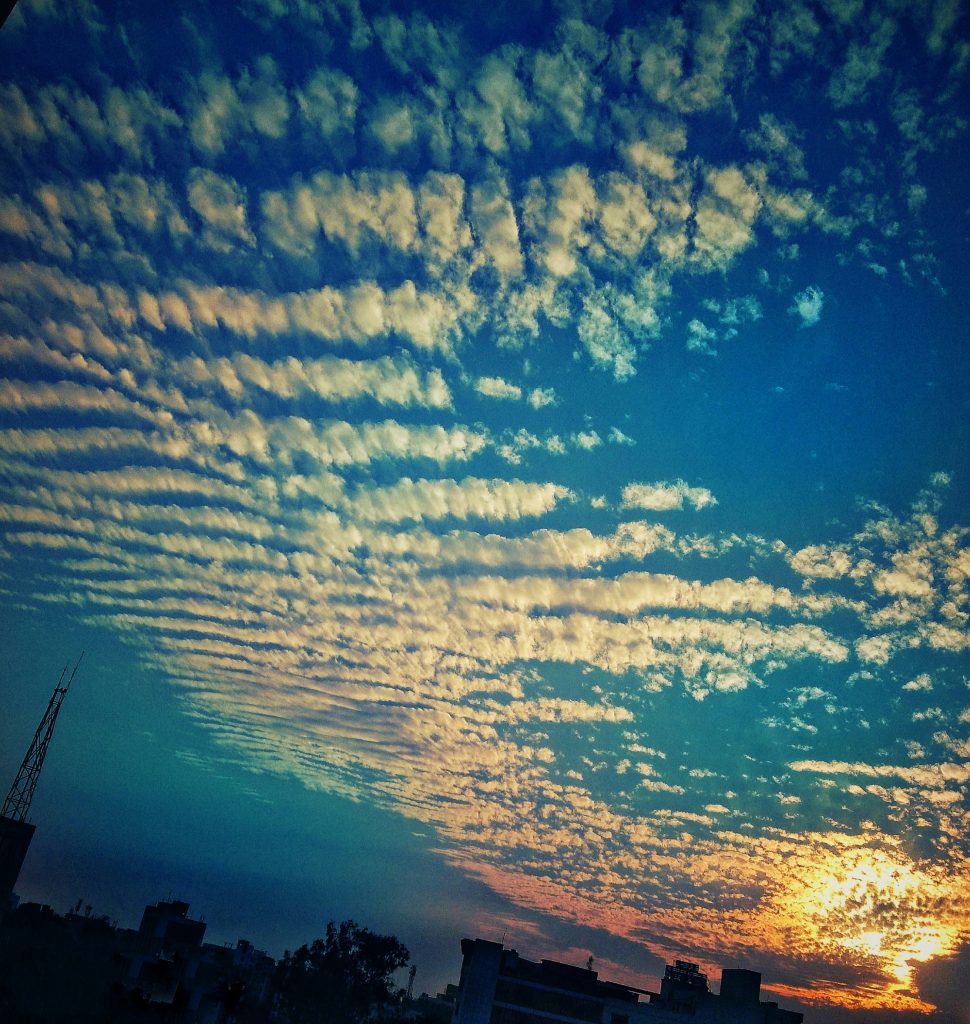Blue sky and cumulus clouds - PixaHive