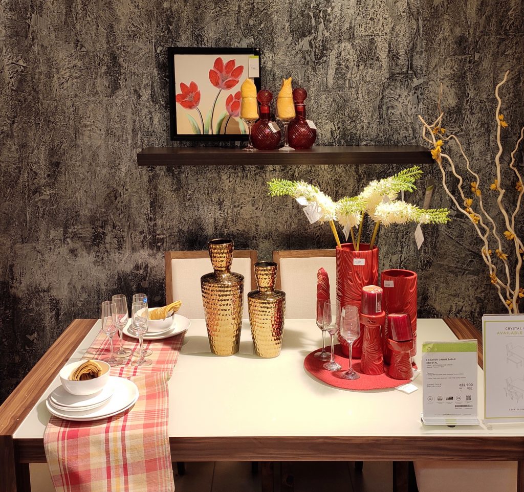 Dining Table Design - PixaHive