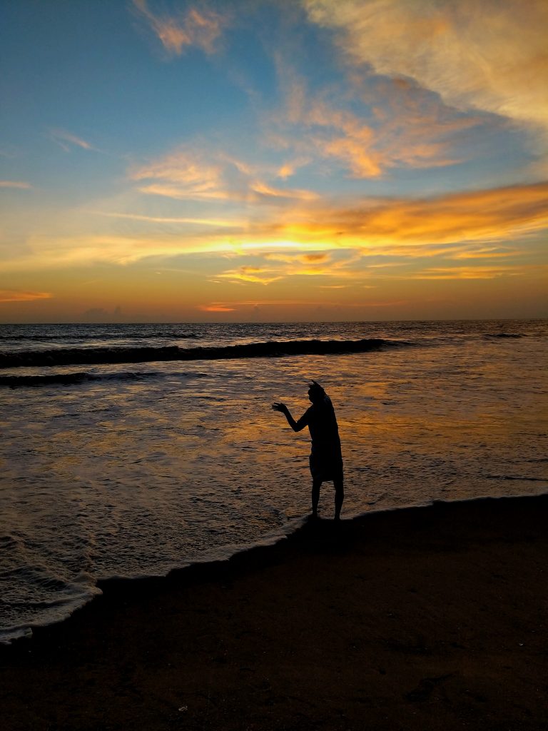 Fishing scene on the time of sunset in Kozhikode beach - PixaHive