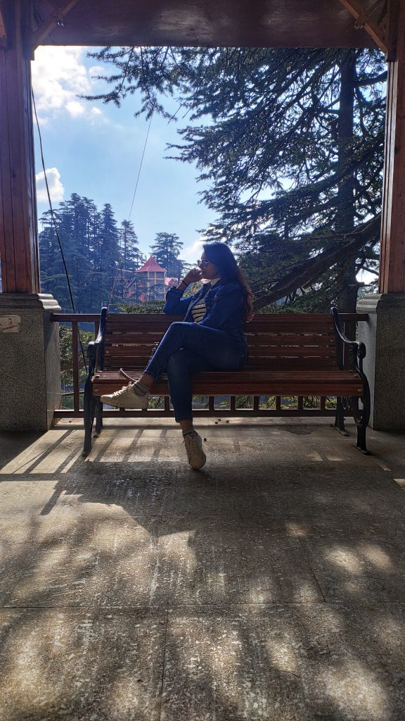 Girl sitting and thinking - PixaHive