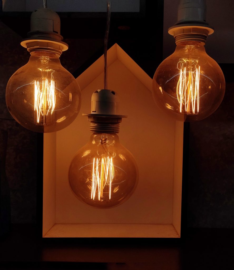 Hanging light bulbs - PixaHive