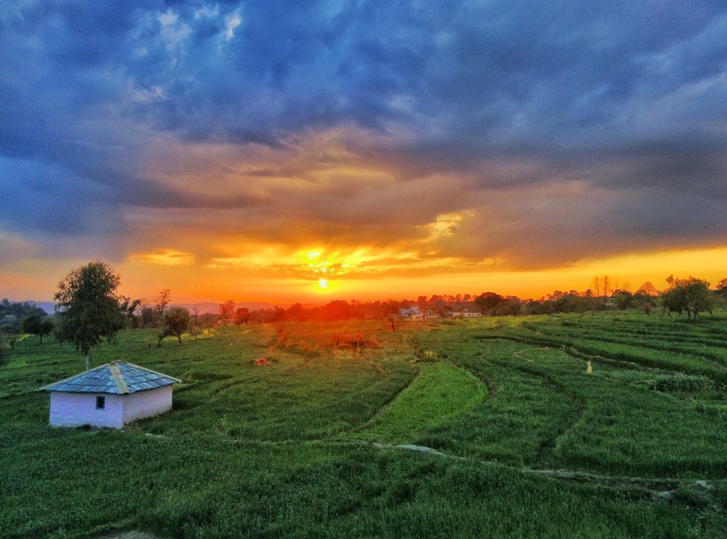 Sunset in the Countryside - PixaHive