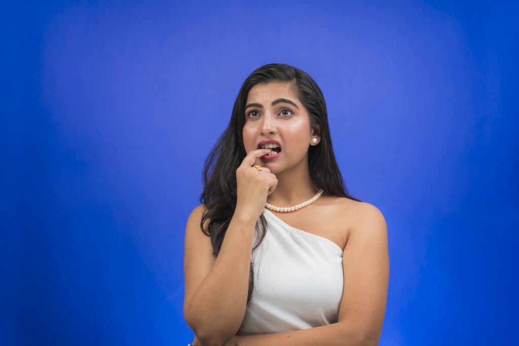 Indian girl thinking - PixaHive