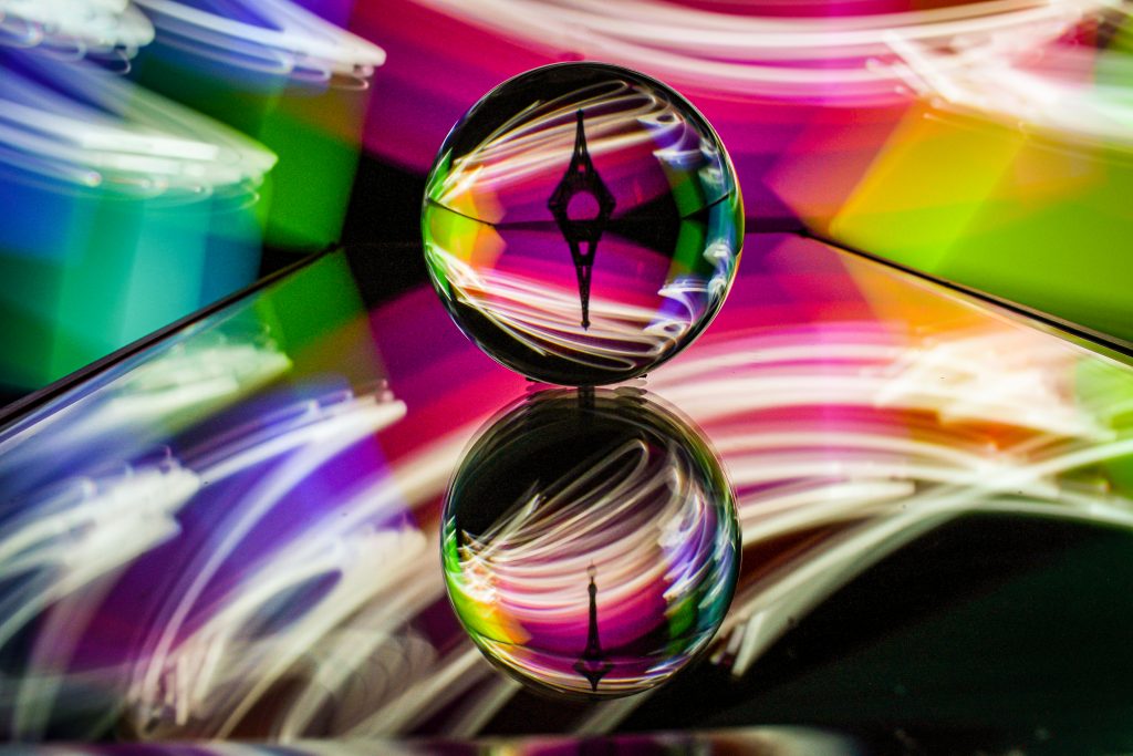Lens ball reflection - PixaHive