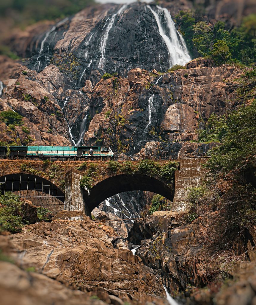 Magnificent Railway Track Through The Dudhsagar Waterfalls, Goa, India ...
