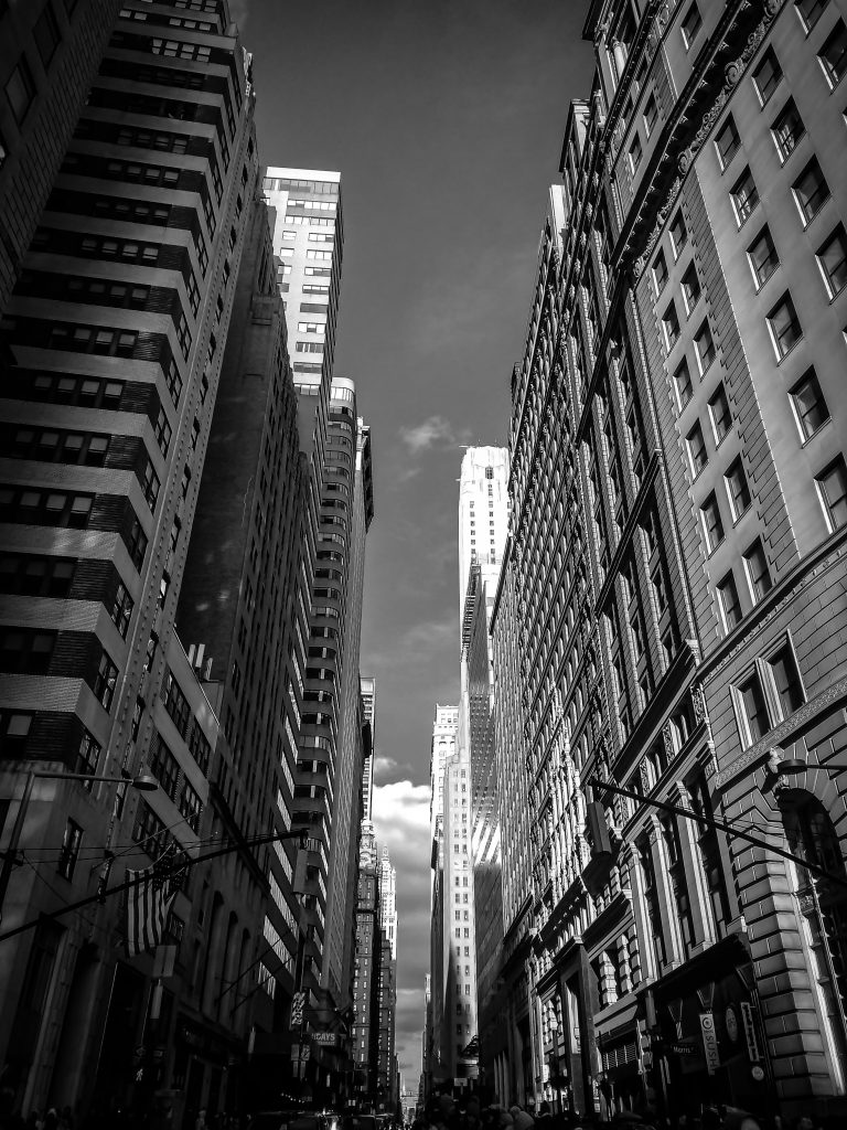 Monochromatic Buildings - PixaHive