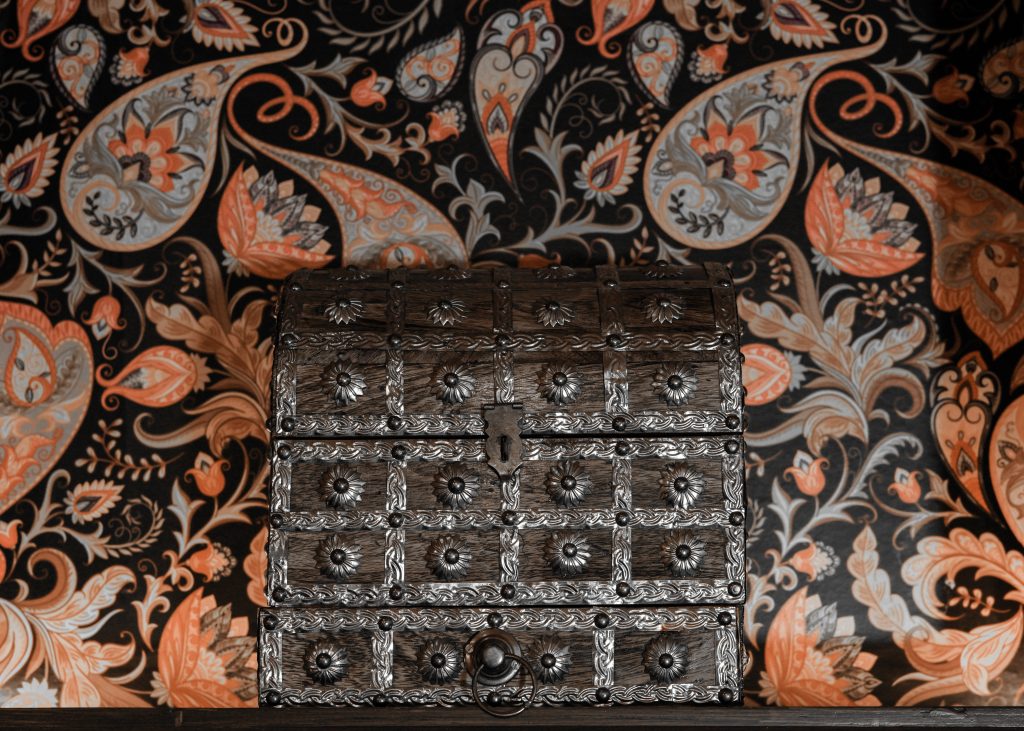 Old vintage box - PixaHive