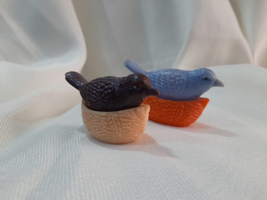 Plastic Birds - PixaHive