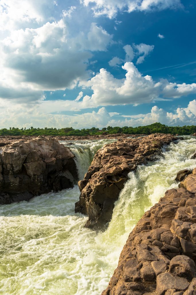 Sahastradhar waterfall, Maheshwar(M.P) - PixaHive