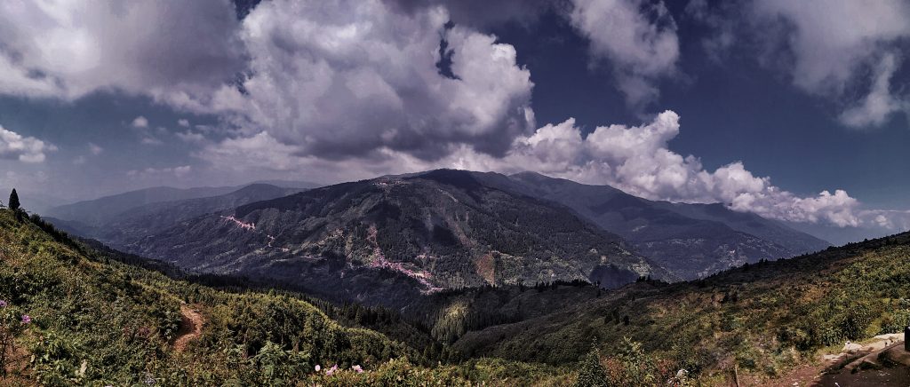 Simana Hills - PixaHive