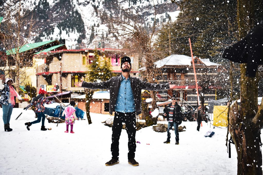 Snowfall Portrait – Manali - PixaHive