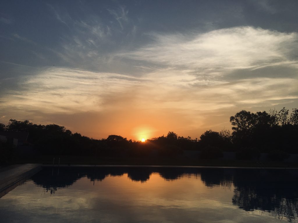 Sunset scenery in the Pool - PixaHive