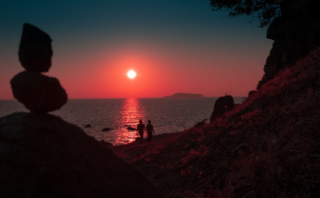 Sunset through water - PixaHive