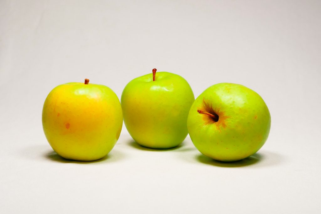 Three golden apple - PixaHive