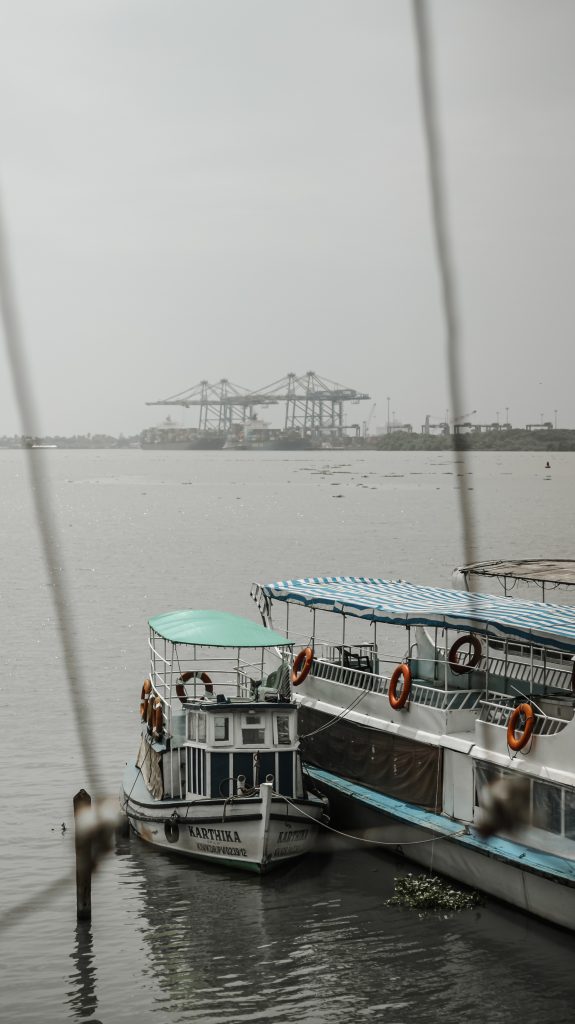 Water boating - PixaHive