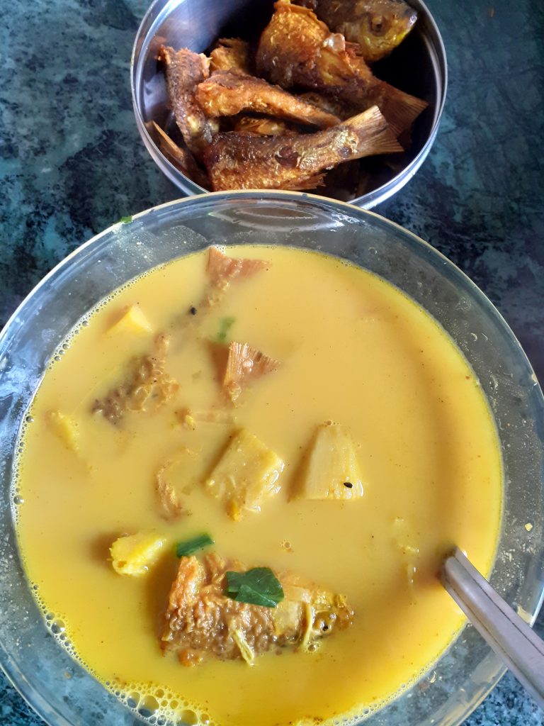 Yellow Curry and a Fried Fish - PixaHive
