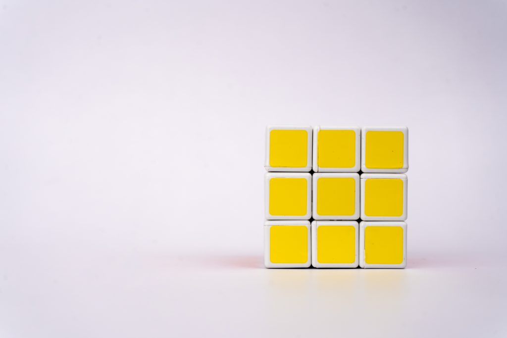 Yellow cube - PixaHive