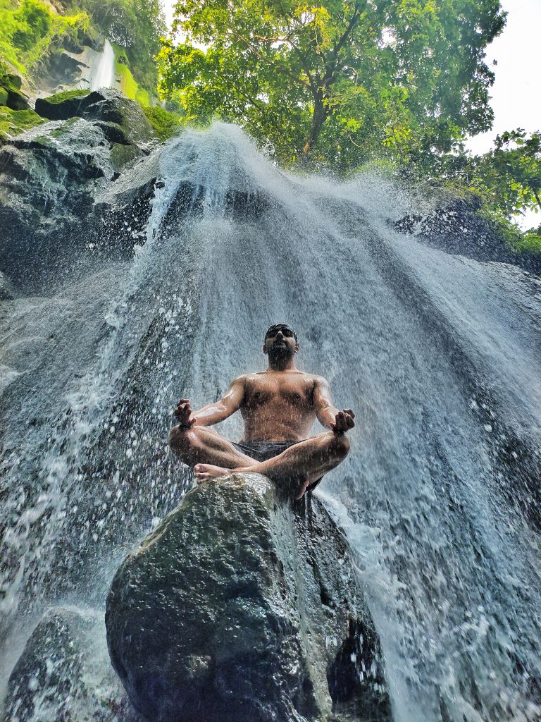 Yoga Exercise on the Waterfalls - PixaHive