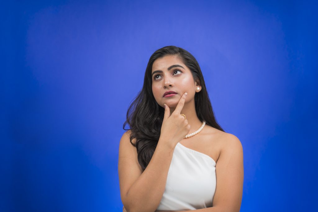 Young girl thinking - PixaHive