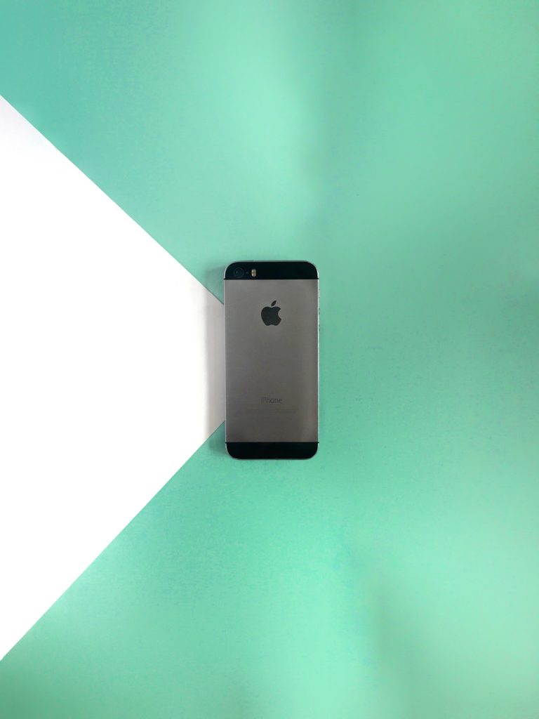 iPhone Flatlay - PixaHive