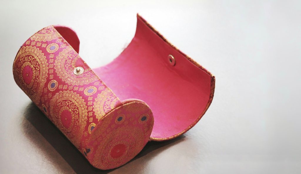 A bangle box - PixaHive