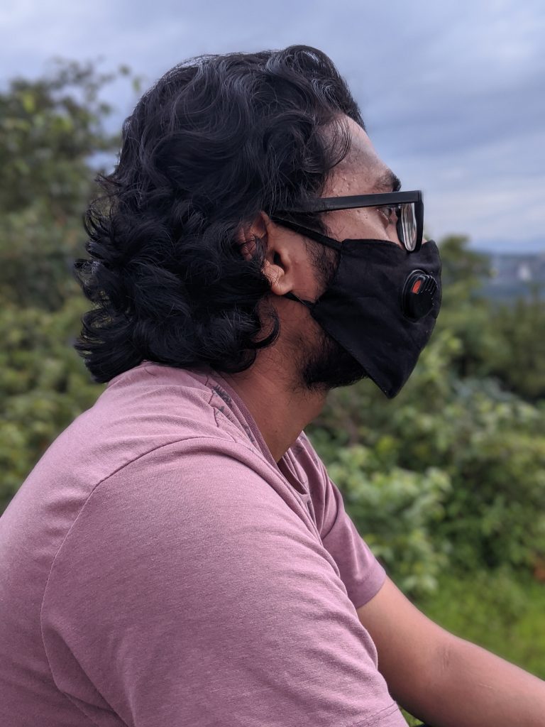 A boy with a mask - PixaHive