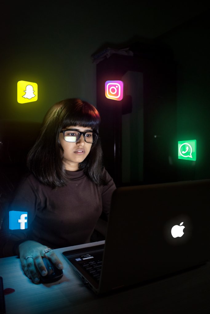 A girl addicted to social media - PixaHive