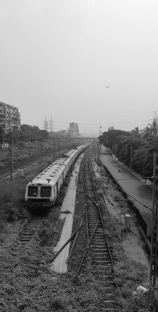 A train on old tracks - PixaHive