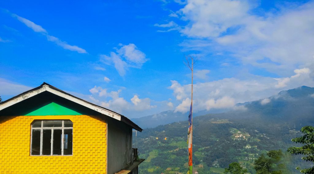 Alone house - PixaHive