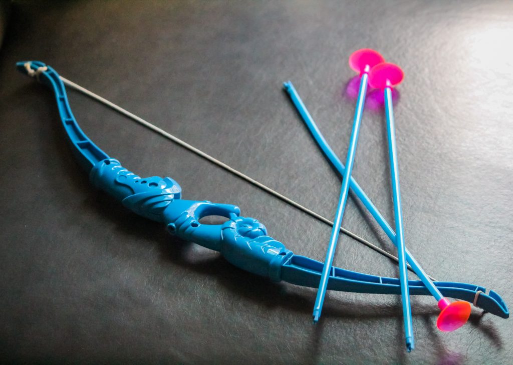 Bow and arrow toys for kids - PixaHive