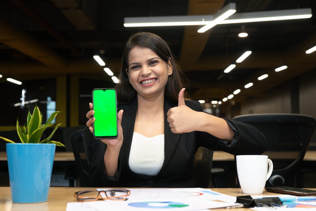 Employee happy with the new app - PixaHive