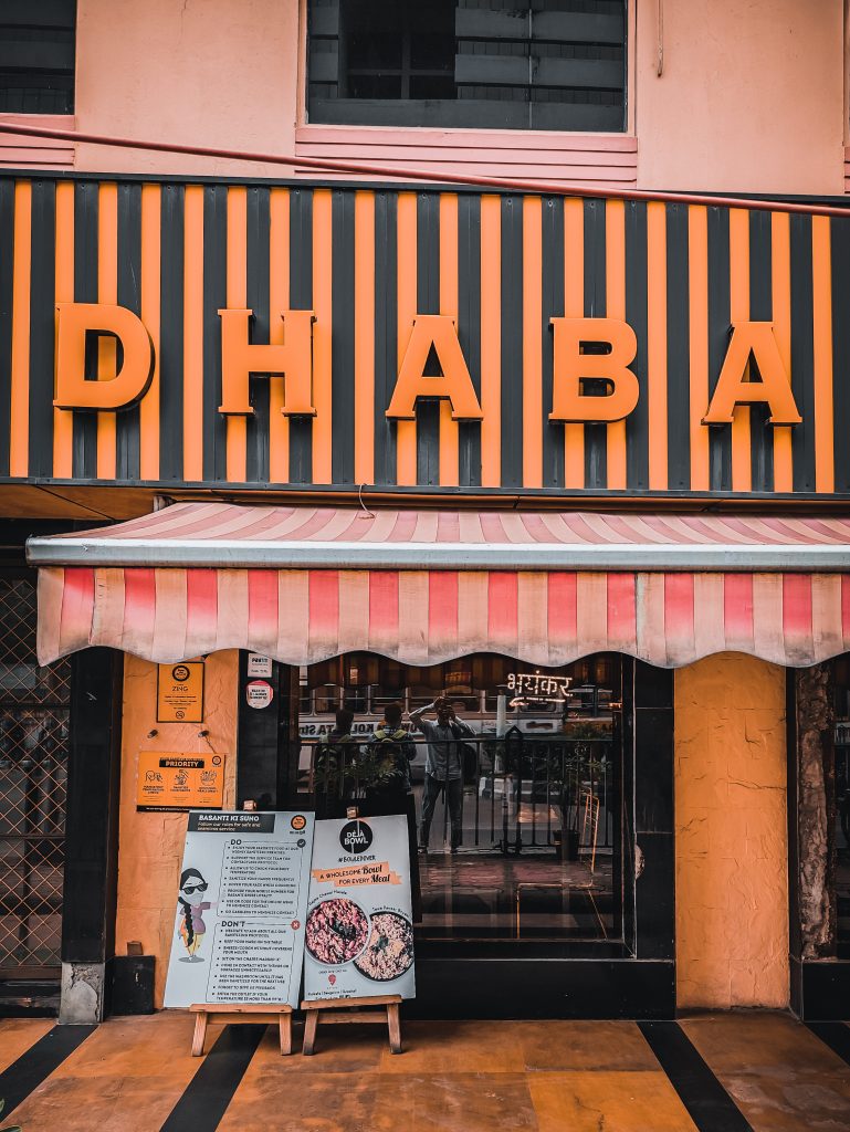 Front of a restaurant - PixaHive