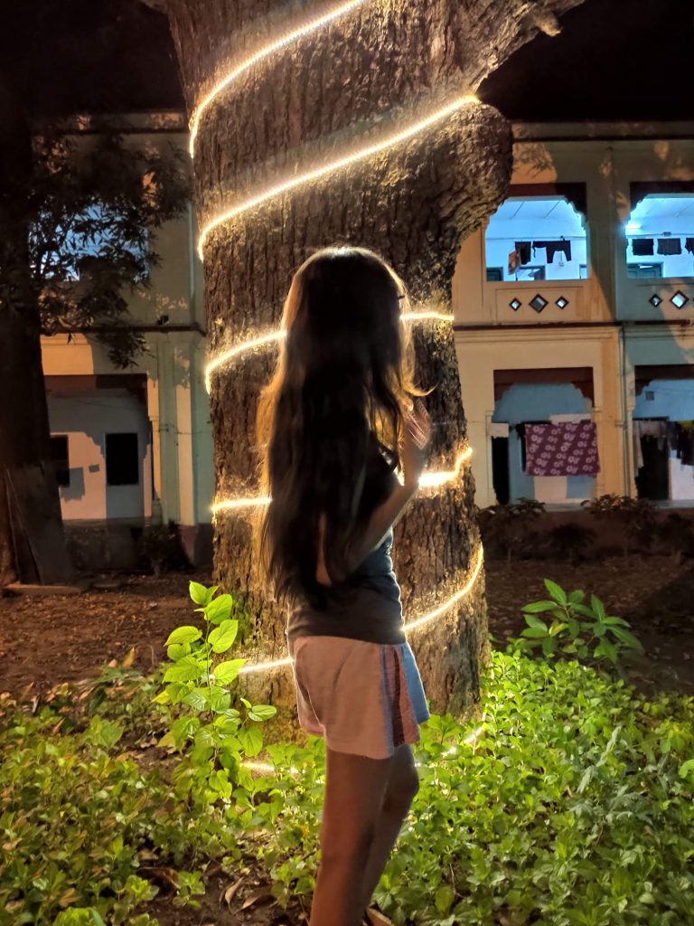 Girl near lights - PixaHive