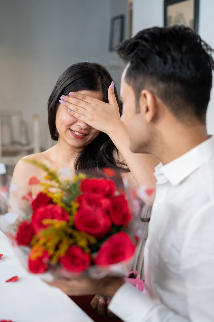 Girl waiting for her surprise - PixaHive