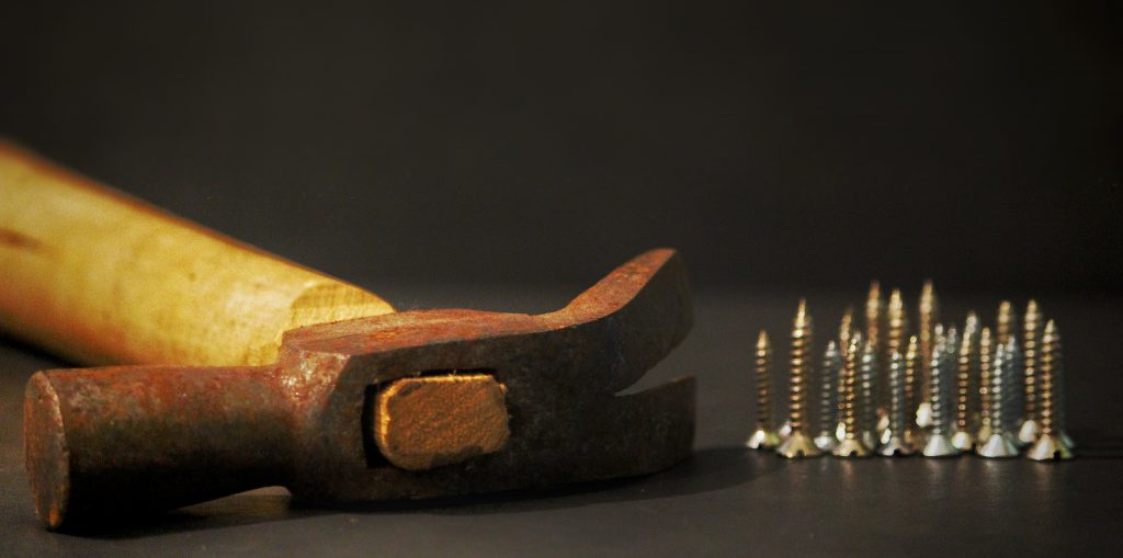 Hammer and screws - PixaHive