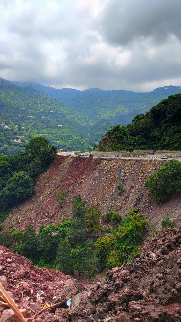 Hill view portrait - PixaHive