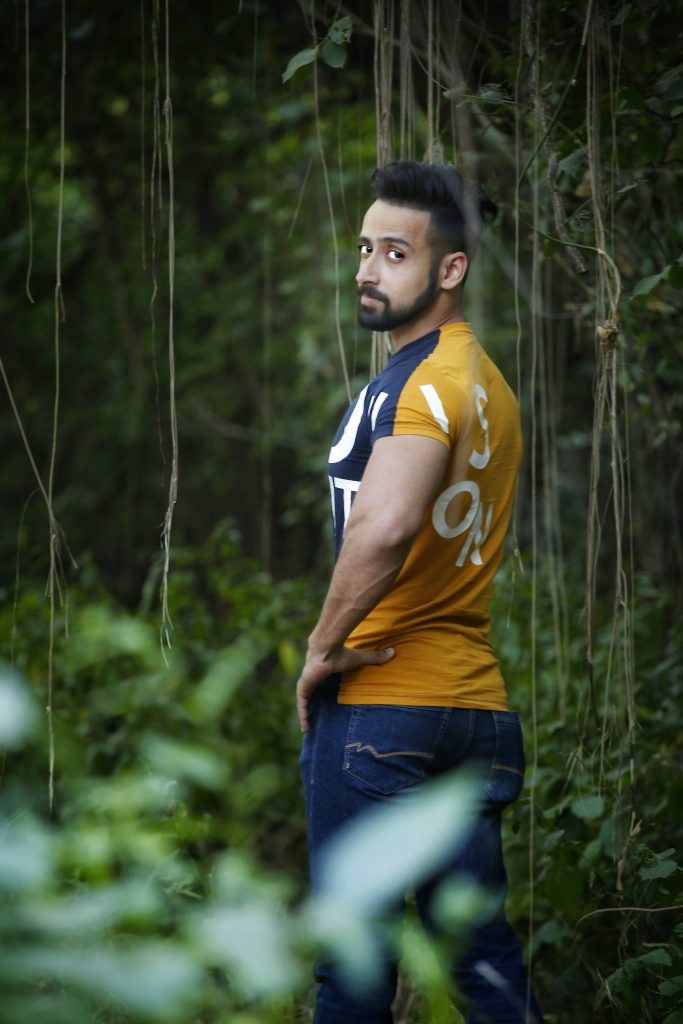 Man side profile - PixaHive