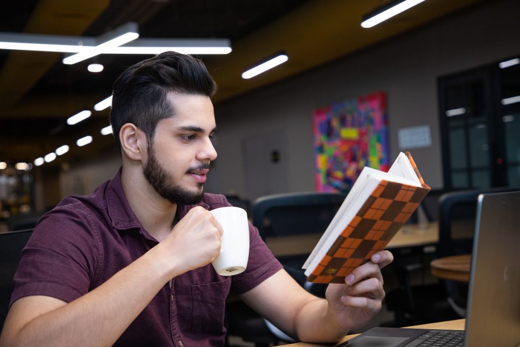 Man taking coffee break - PixaHive